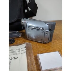 Canon | Cameras, Photo & Video | Canon Zr20 Minidv Mini Dv Camcorder W ...